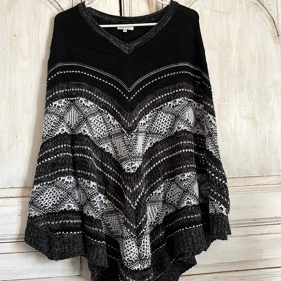 Kate snd Sam | Jackets & Coats | Kate And Sam Knit Poncho | Poshmark